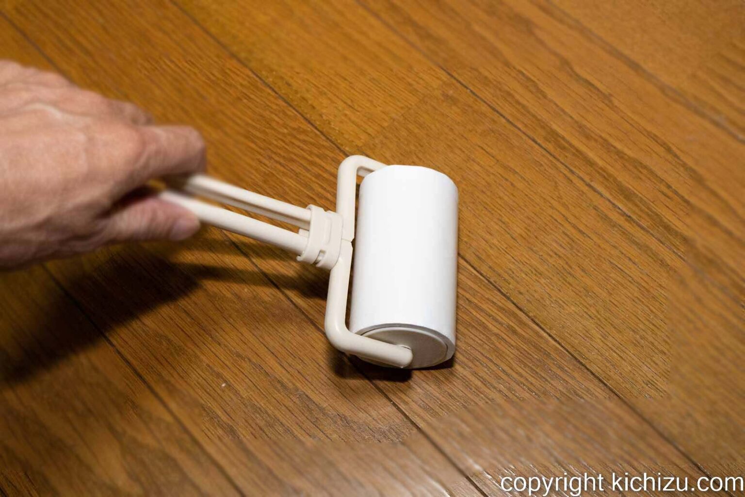 100均 ダイソー「コロコロミニ 詰め替え粘着テープ」全6種類を買ってみた！ | Kichzu's